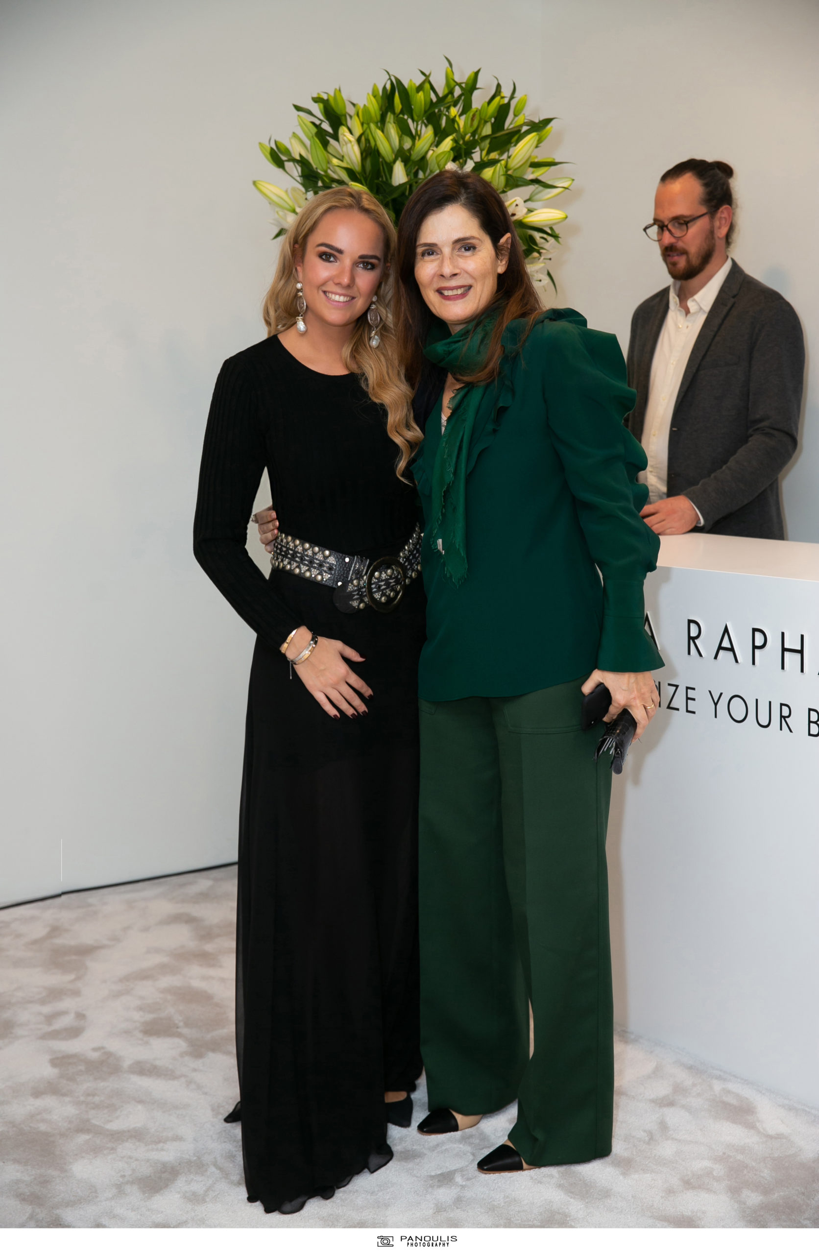 Η σχεδιάστρια Marina Raphael εγκαινιάζει το πρώτο Pop-Up κατάστημά της ...