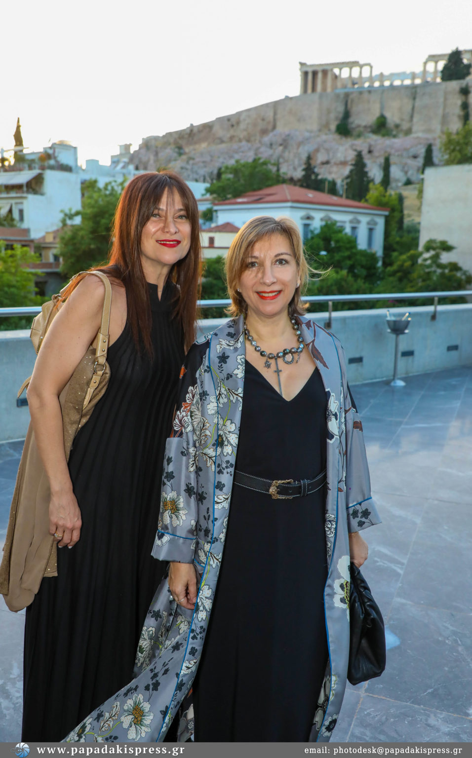 Δείπνο στο Εστιατόριο του Μουσείου της Ακρόπολης με θέα στον Ιερό Βράχο ...